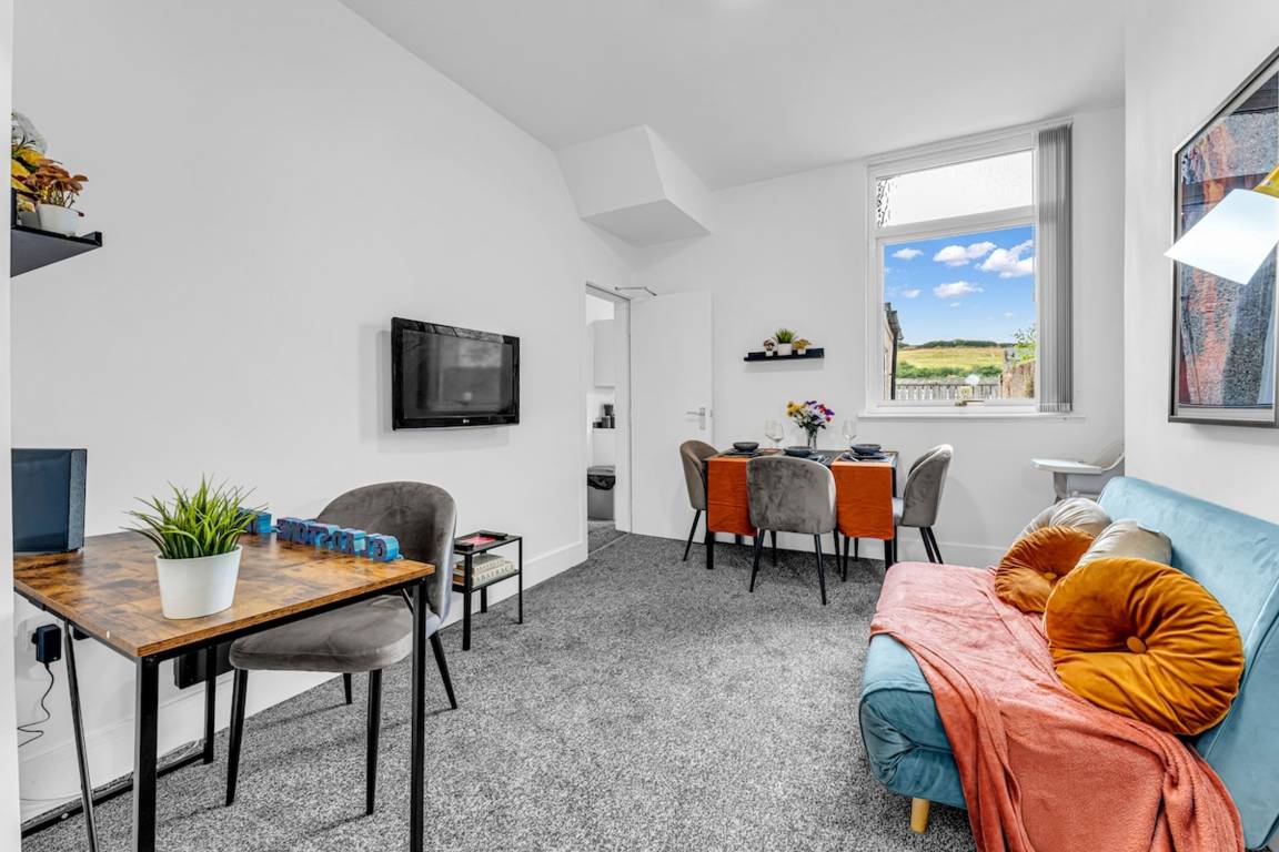 Apartment ∙ 4 Bedrooms ∙ 8 Guests - Runswick Bay