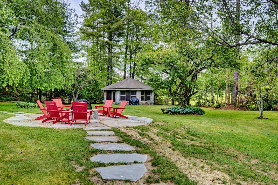 House ∙ 4 Bedrooms ∙ 8 Guests - Cashiers, NC