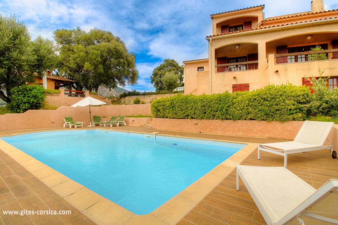 78 M² Gîte ∙ 2 Chambres ∙ 4 Personnes - Corse