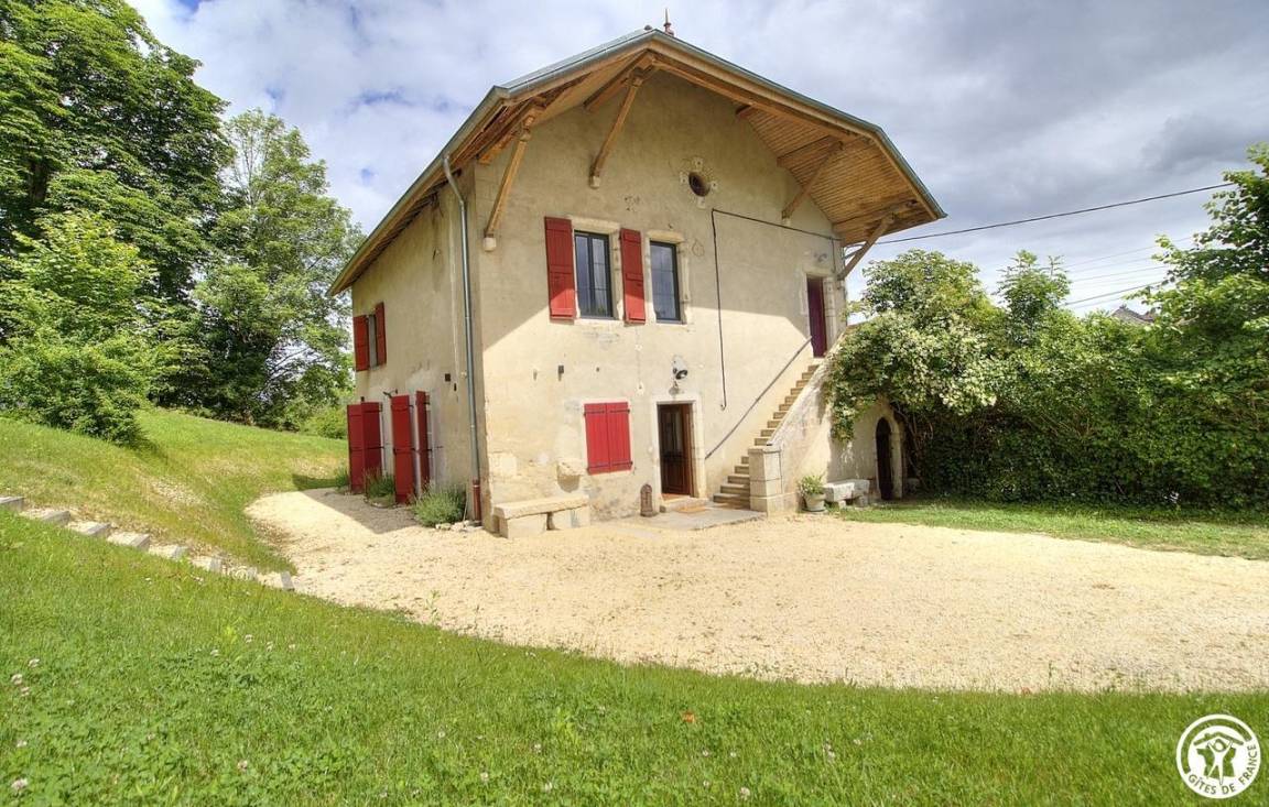 96 M² Gîte ∙ 2 Chambres ∙ 4 Personnes - Belley