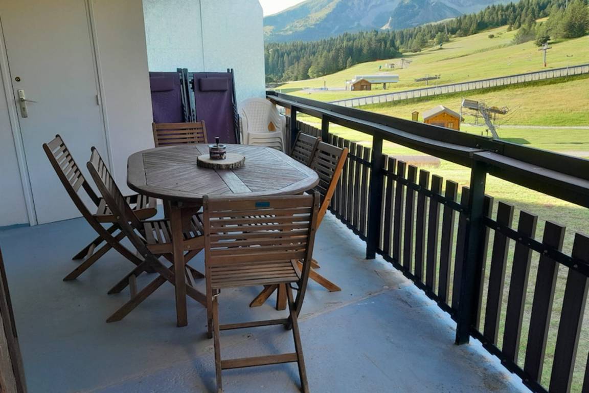 65 M² Appartement ∙ 3 Slaapkamers ∙ 10 Gasten - Veynes