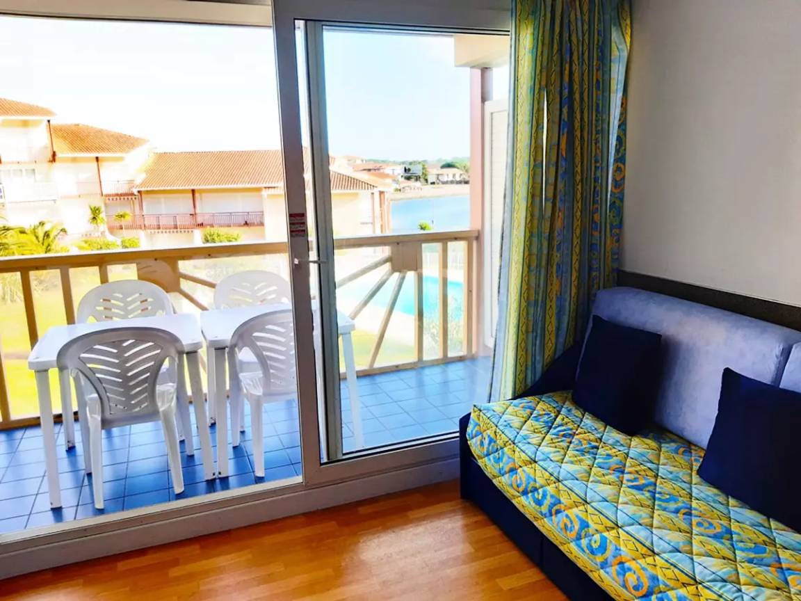 35 M² Apartment ∙ 1 Bedroom ∙ 4 Guests - Messanges