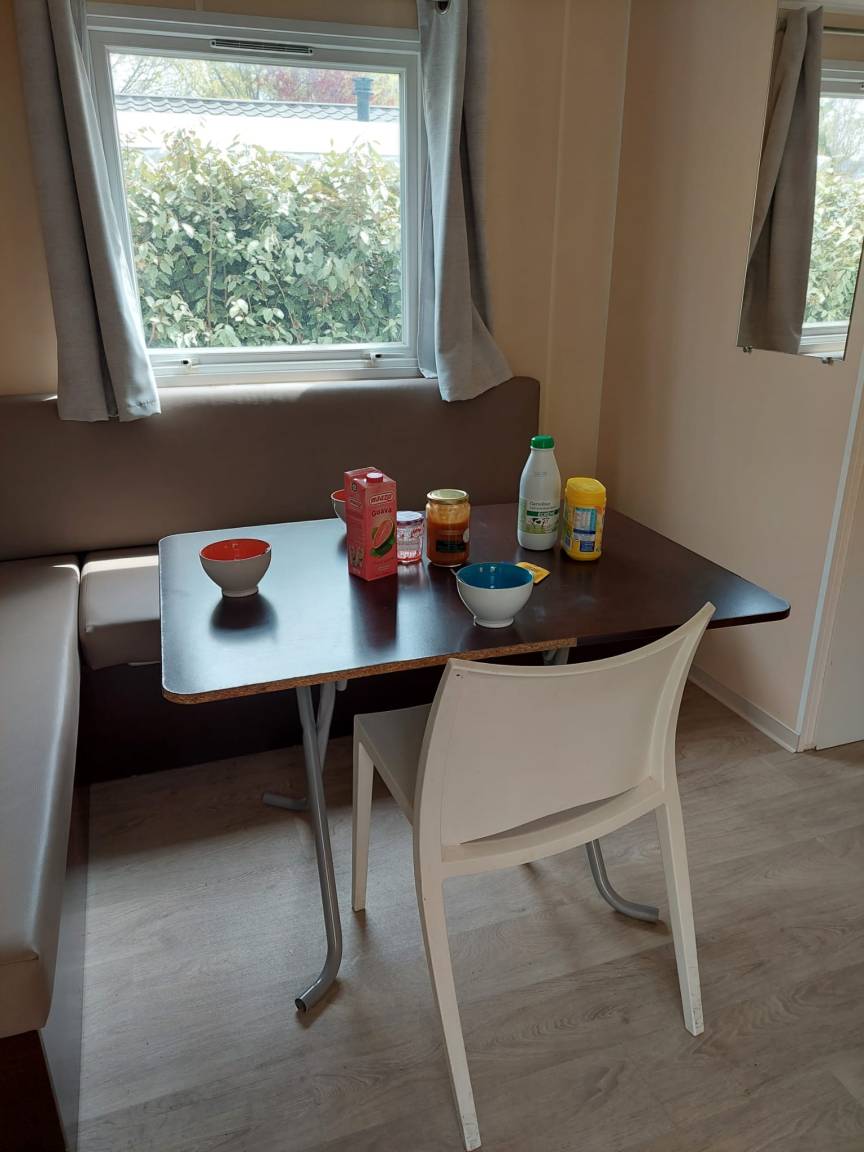 36 M² Camping ∙ 3 Chambres ∙ 6 Personnes - Lauris