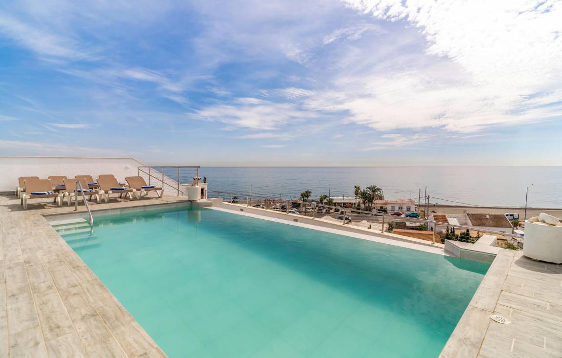 200 M² Huis ∙ 5 Slaapkamers ∙ 11 Gasten - Torrox