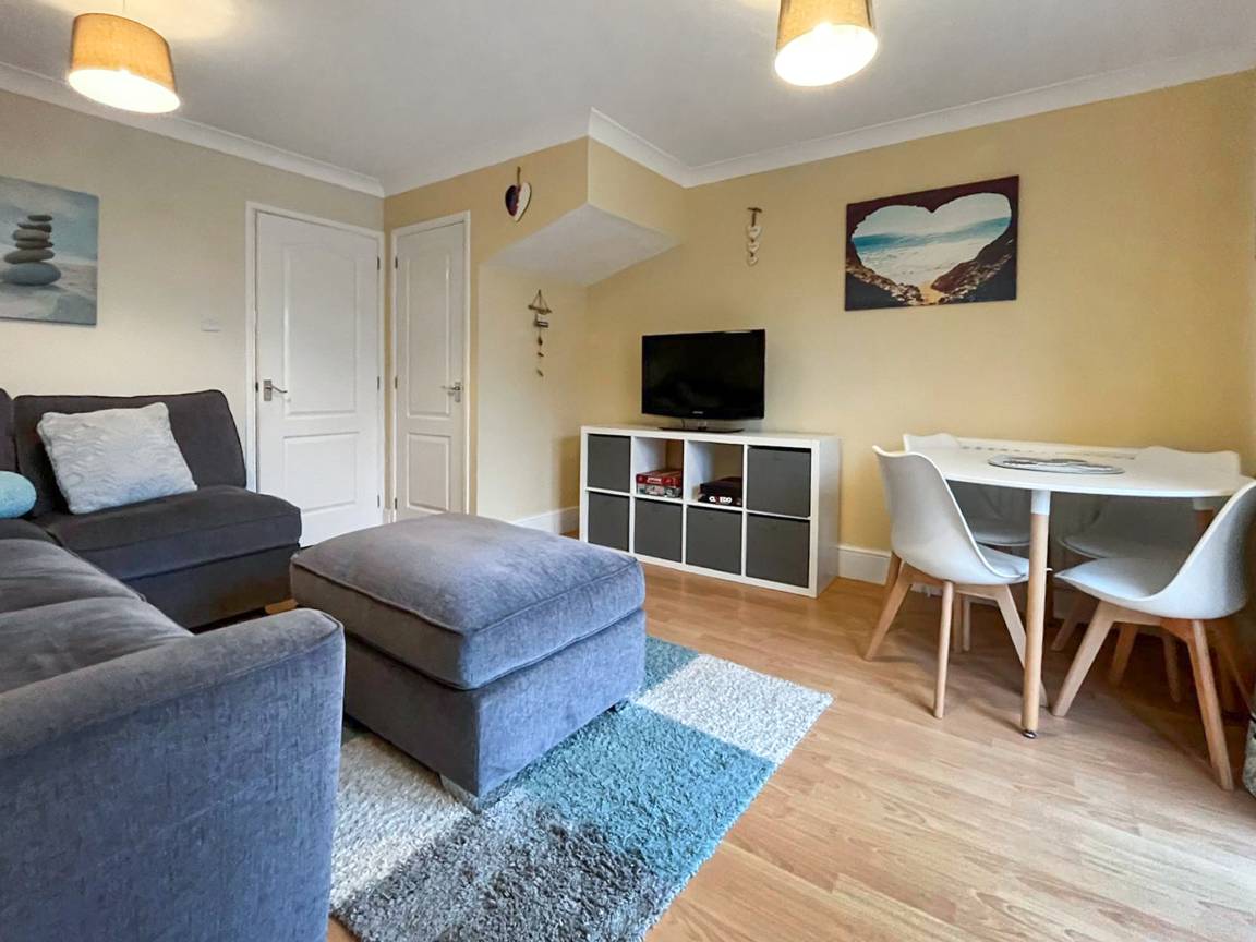 Cottage ∙ 2 Bedrooms ∙ 4 Guests - Appledore