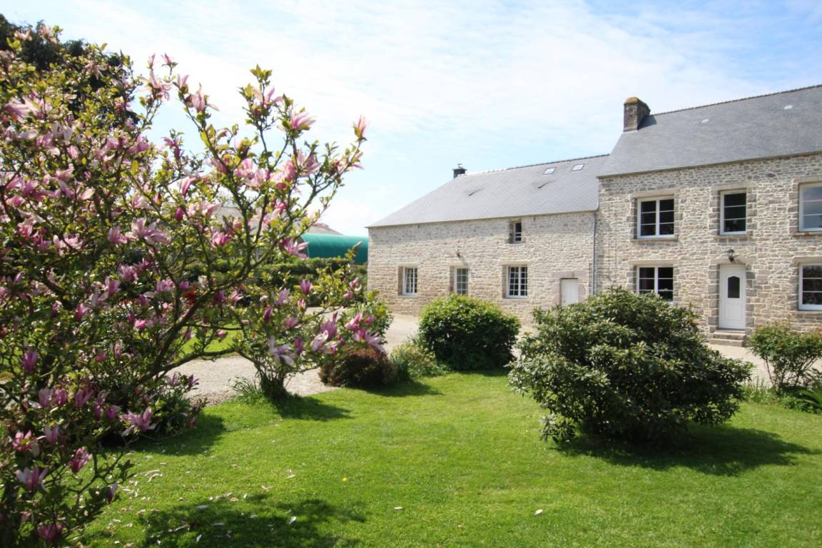98 M² Gîte ∙ 3 Chambres ∙ 6 Personnes - Cotentin