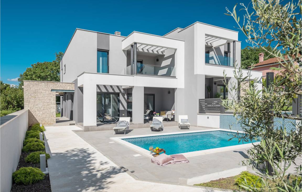 136 M² Maisonette ∙ 3 Bedrooms ∙ 6 Guests - Medulin