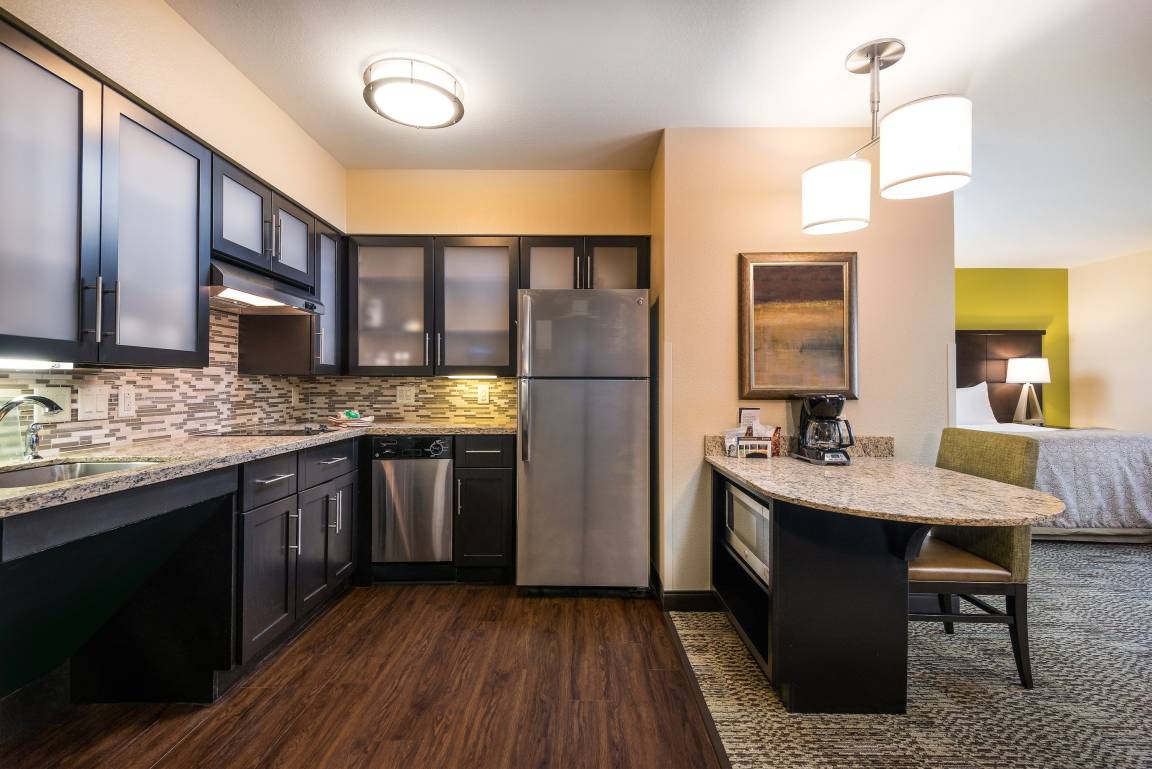 Studio Flat ∙ 1 Bedroom ∙ 3 Guests - Chippewa Falls, WI