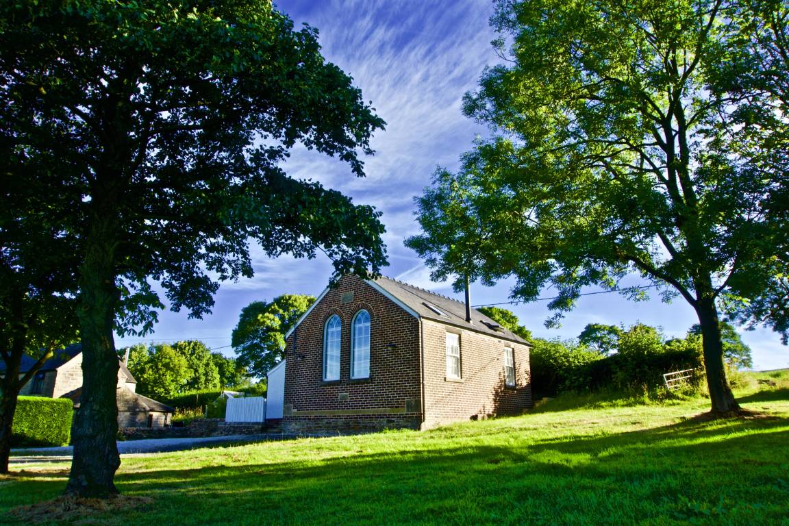 Cottage ∙ 2 Bedrooms ∙ 4 Guests - Chesterfield