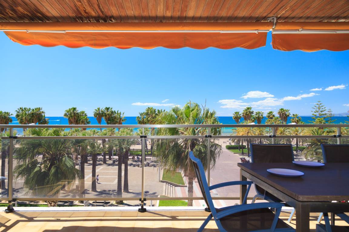 84 M² Appartement ∙ 3 Chambres ∙ 7 Personnes - Salou