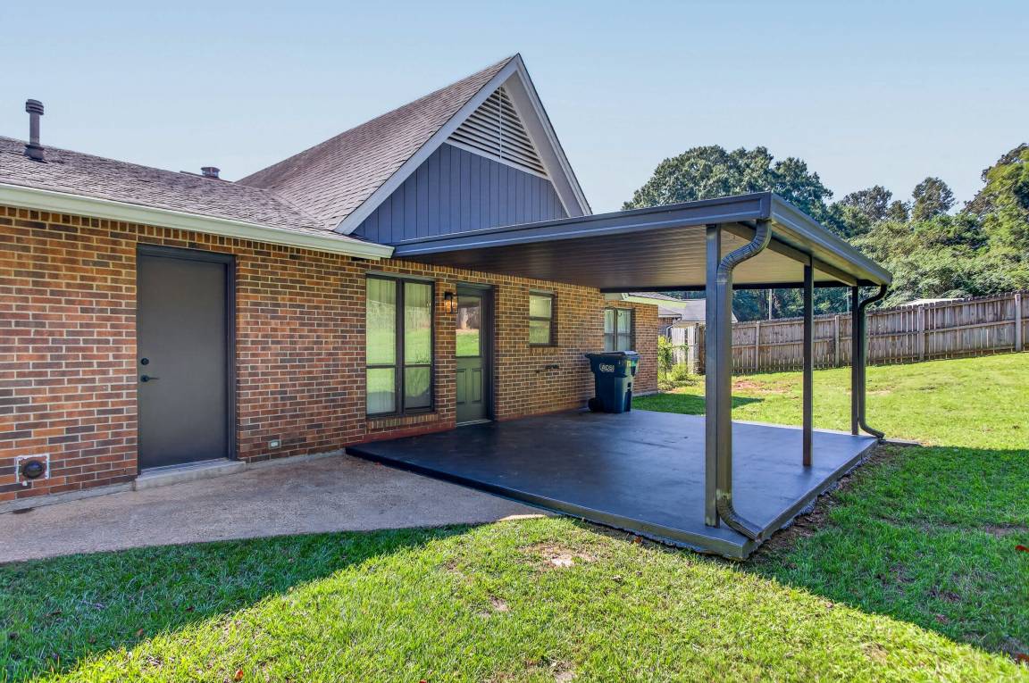 Apartment ∙ 3 Bedrooms ∙ 8 Guests - Millbrook, AL