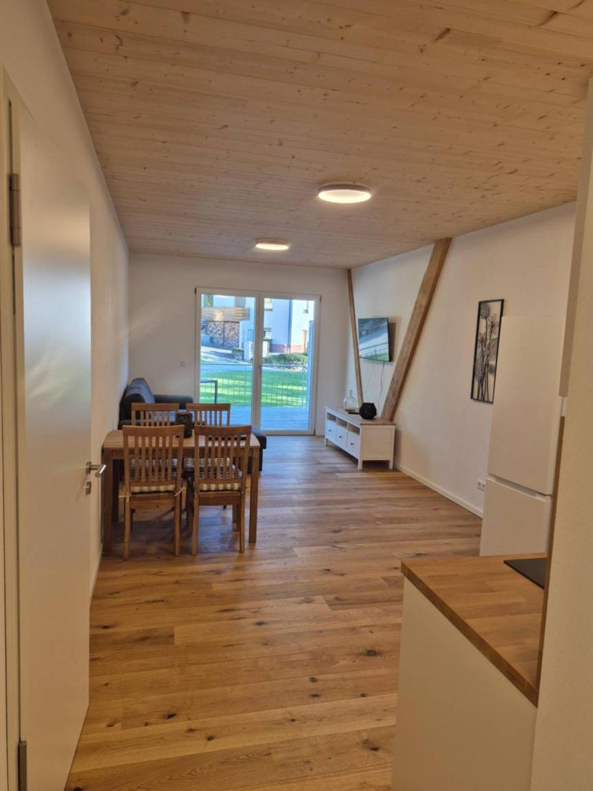 45 M² Ferienwohnung ∙ 2 Schlafzimmer ∙ 4 Gäste - Bad Waldsee