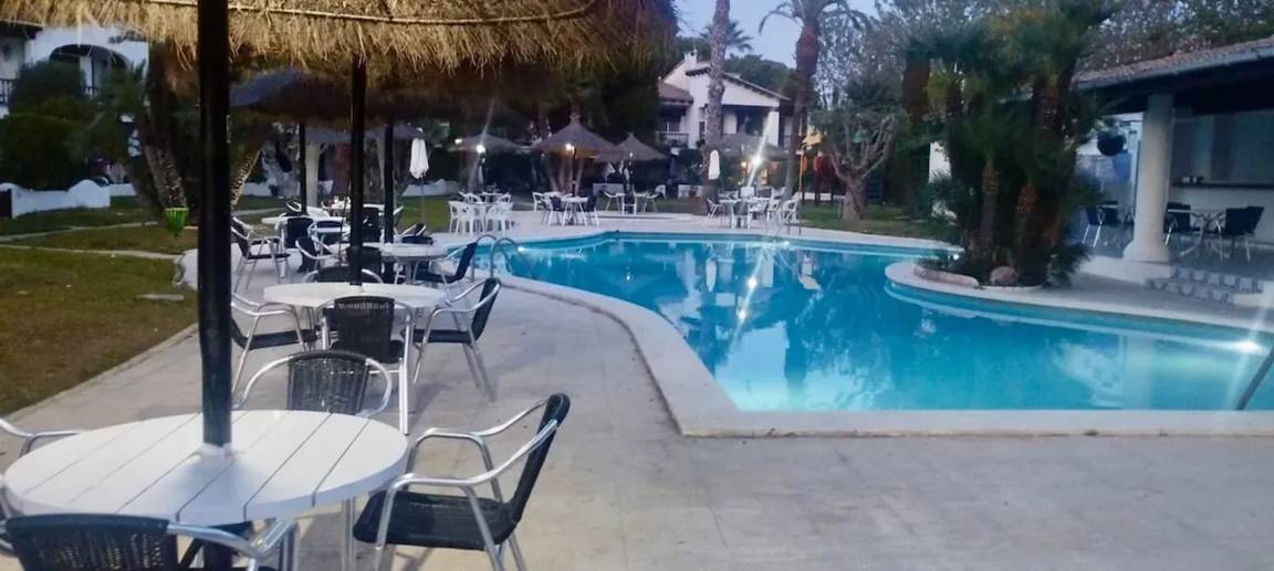180 M² Maison De Vacances ∙ 3 Chambres ∙ 6 Personnes - Calafell