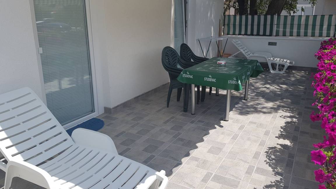 66 M² Ferienwohnung ∙ 2 Schlafzimmer ∙ 6 Gäste - Starigrad-Paklenica