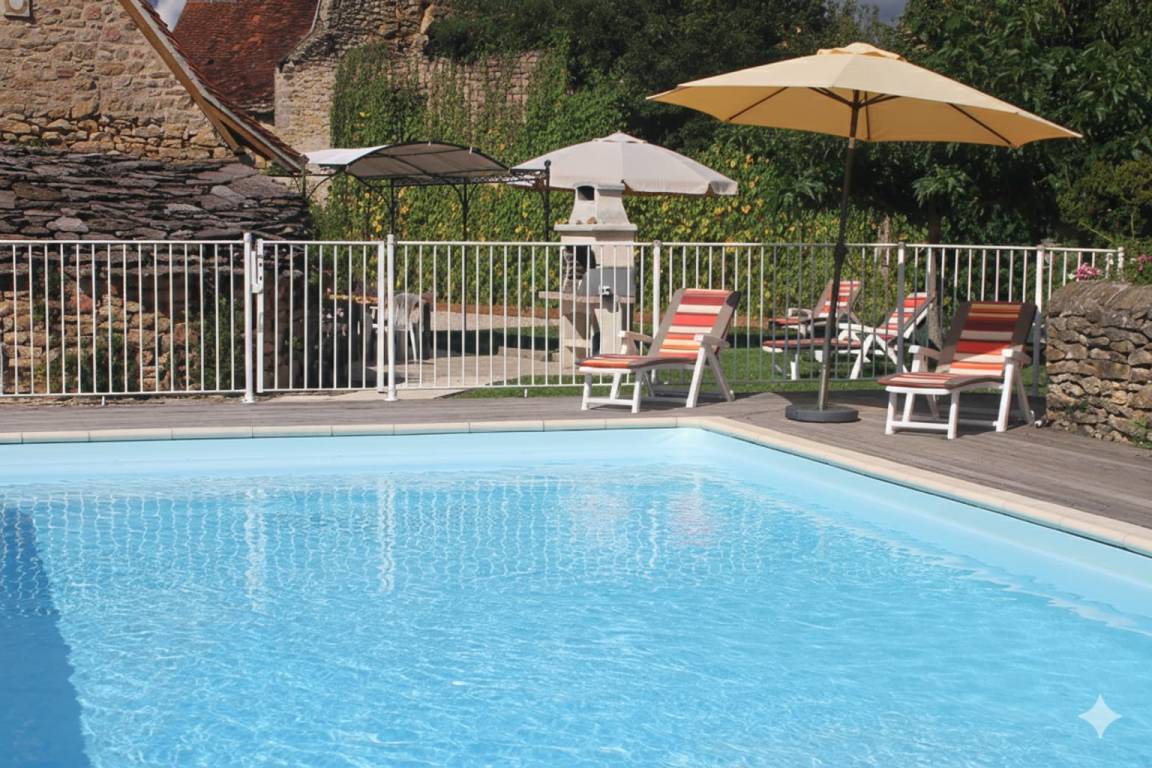 250 M² Gîte ∙ 6 Chambres ∙ 14 Personnes - Lot