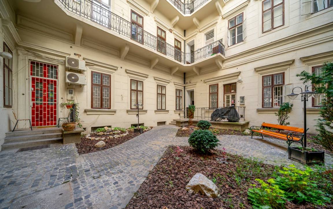 100 M² Apartament ∙ 2 Sypialnie ∙ 7 Gości - Budapeszt
