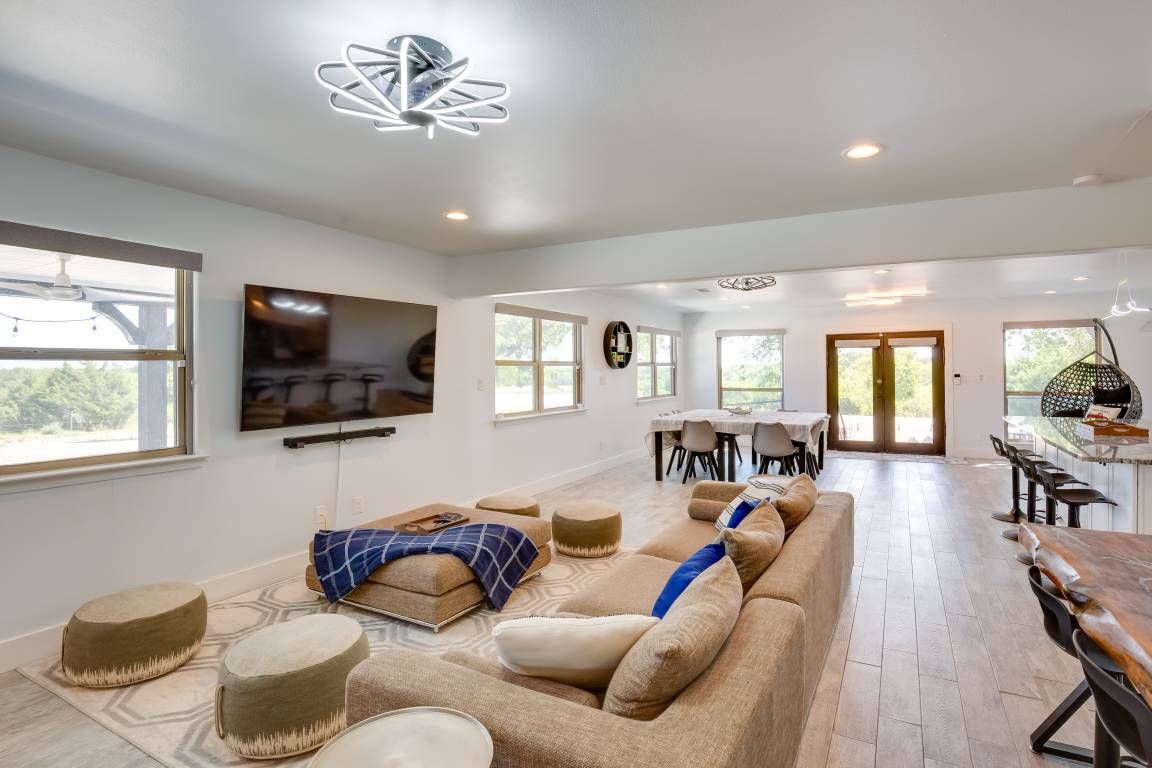 280 M² House ∙ 6 Bedrooms ∙ 16 Guests - McKinney, TX