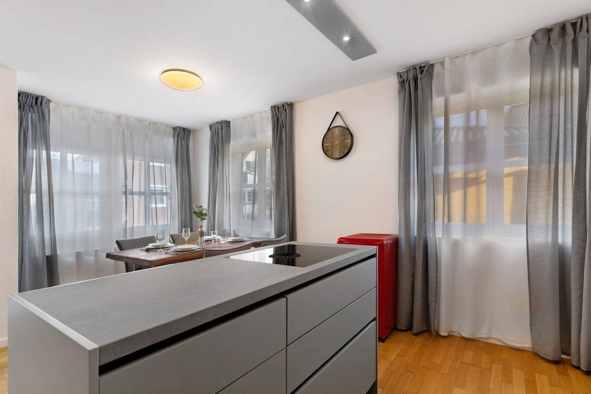 60 M² Ferienwohnung ∙ 1 Schlafzimmer ∙ 4 Gäste - Lahr/Schwarzwald