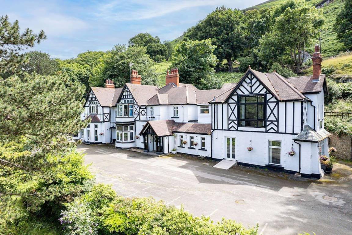 305 M² Casa ∙ 9 Habitaciones ∙ 29 Huéspedes - Conwy