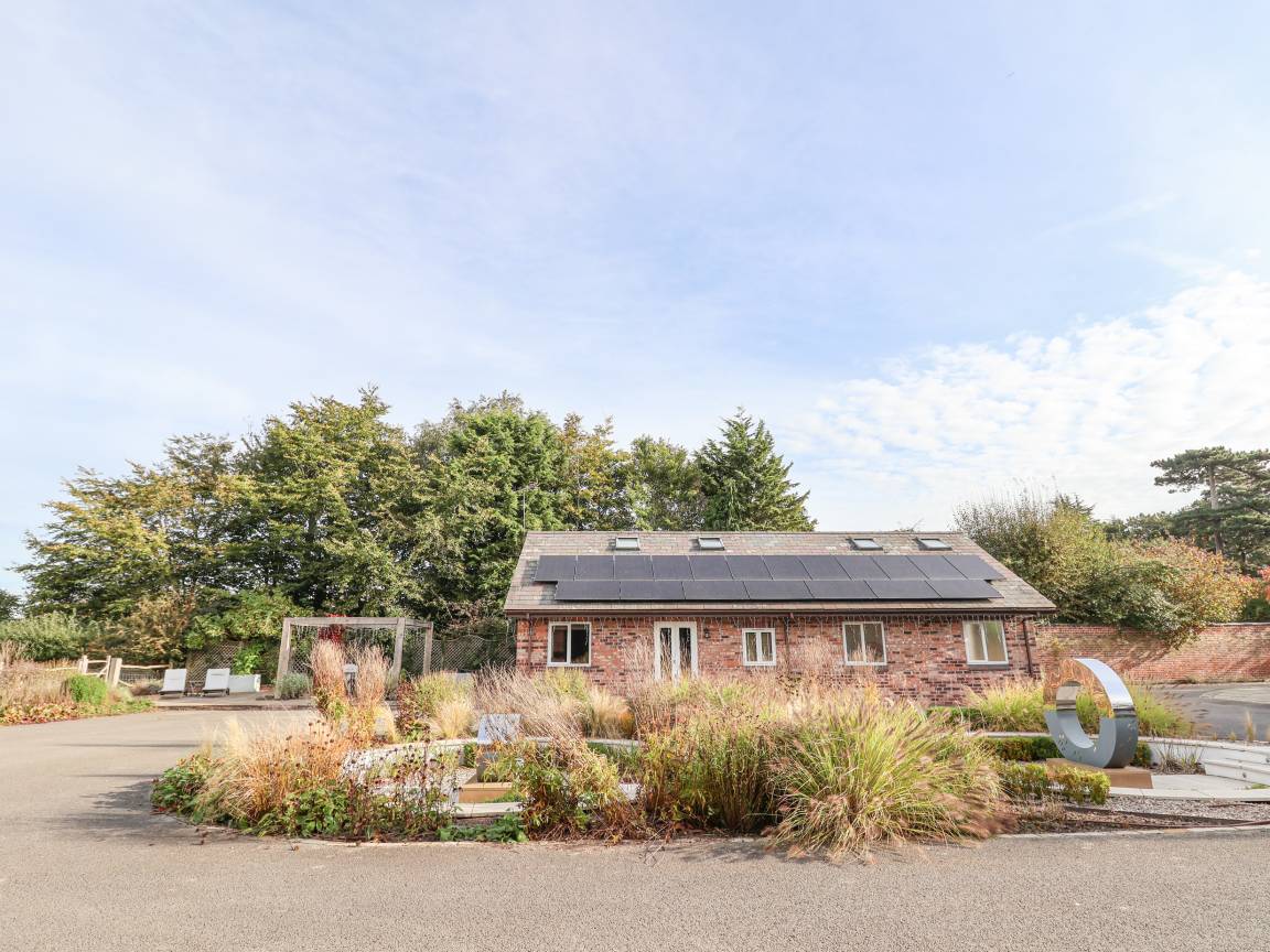 Cottage ∙ 3 Bedrooms ∙ 10 Guests - Chester, UK