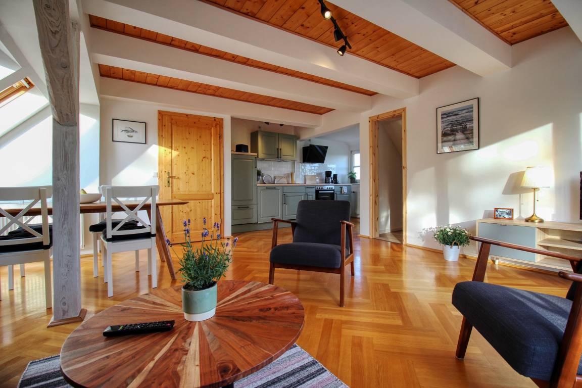 80 M² Ferienwohnung ∙ 2 Schlafzimmer ∙ 4 Gäste - Greifswald