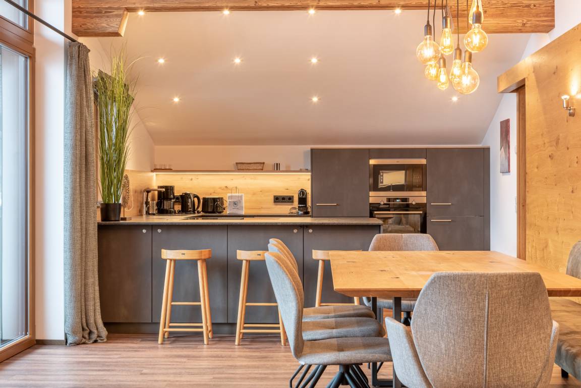 244 M² Ferienhaus ∙ 5 Schlafzimmer ∙ 12 Gäste - Zell am See