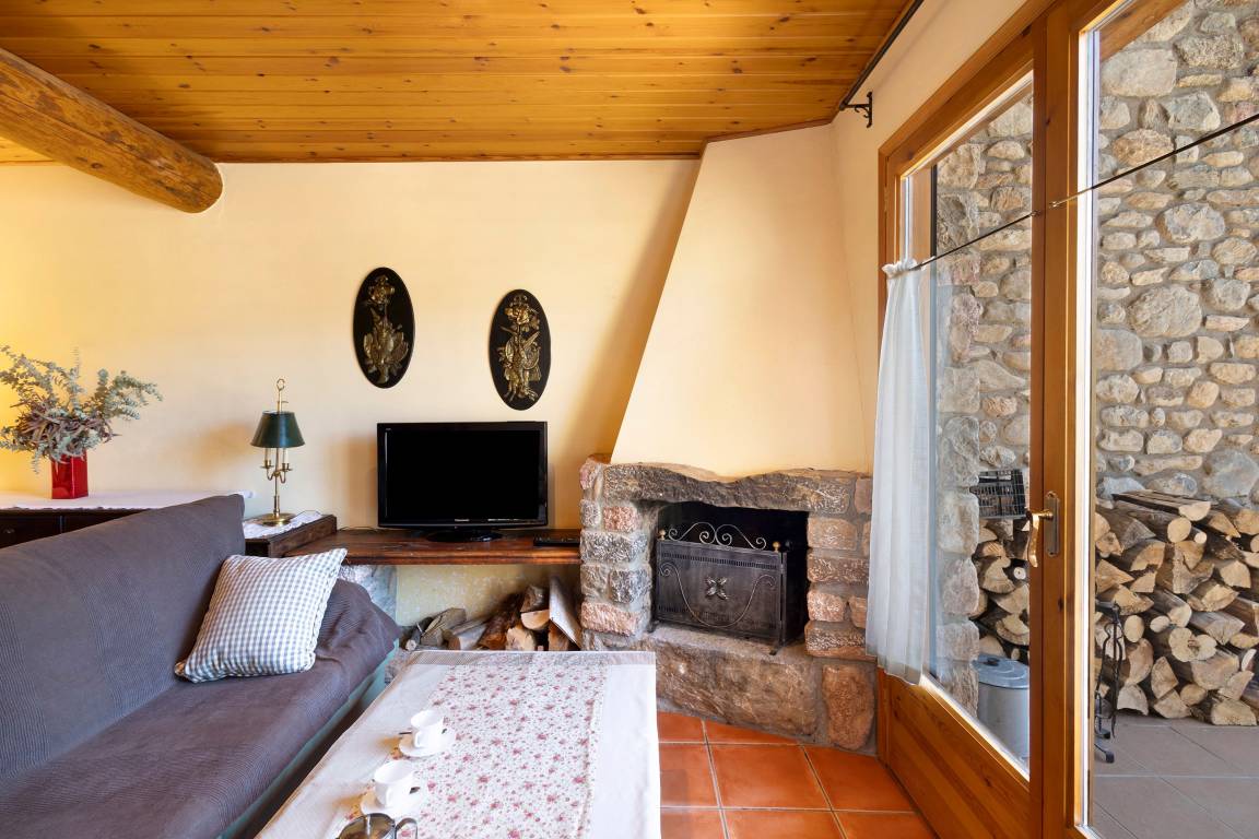105 M² Farmhouse ∙ 2 Bedrooms ∙ 6 Guests - Das