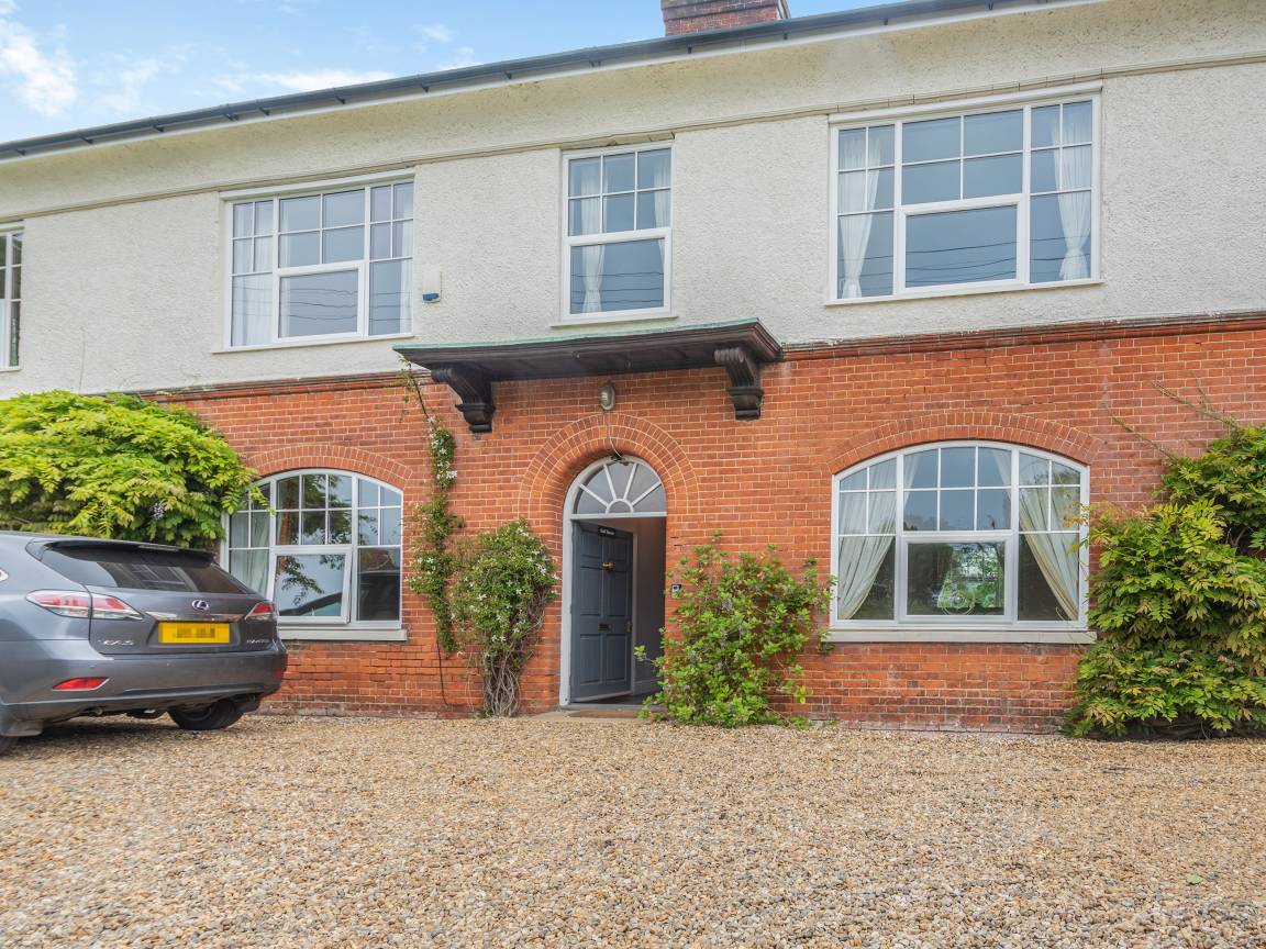 Cottage ∙ 6 Bedrooms ∙ 12 Guests - Norfolk