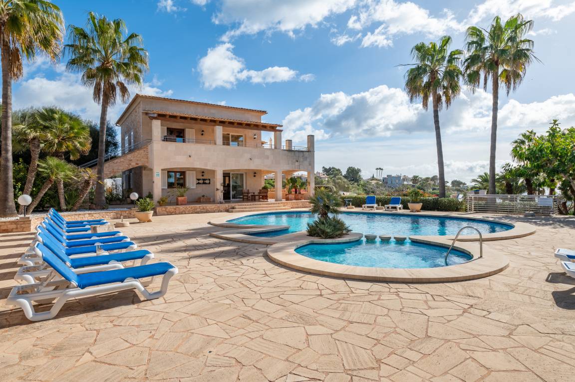 150 M² Ferienwohnung ∙ 2 Schlafzimmer ∙ 4 Gäste - Cala Santanyí