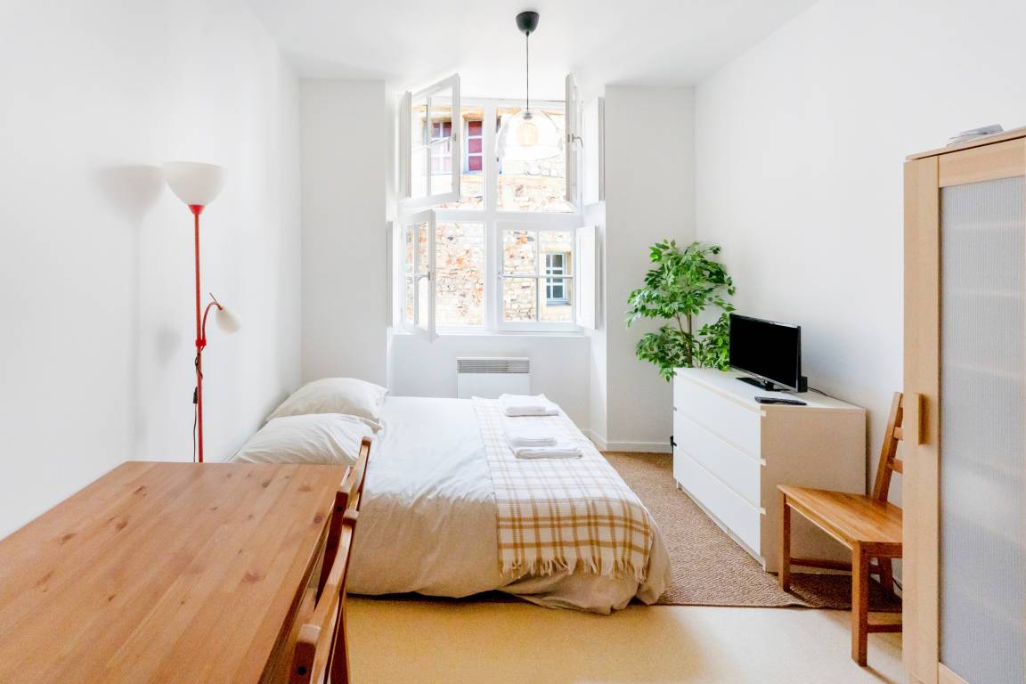 19 M² Estudio ∙ 2 Huéspedes - Bayona, Francia