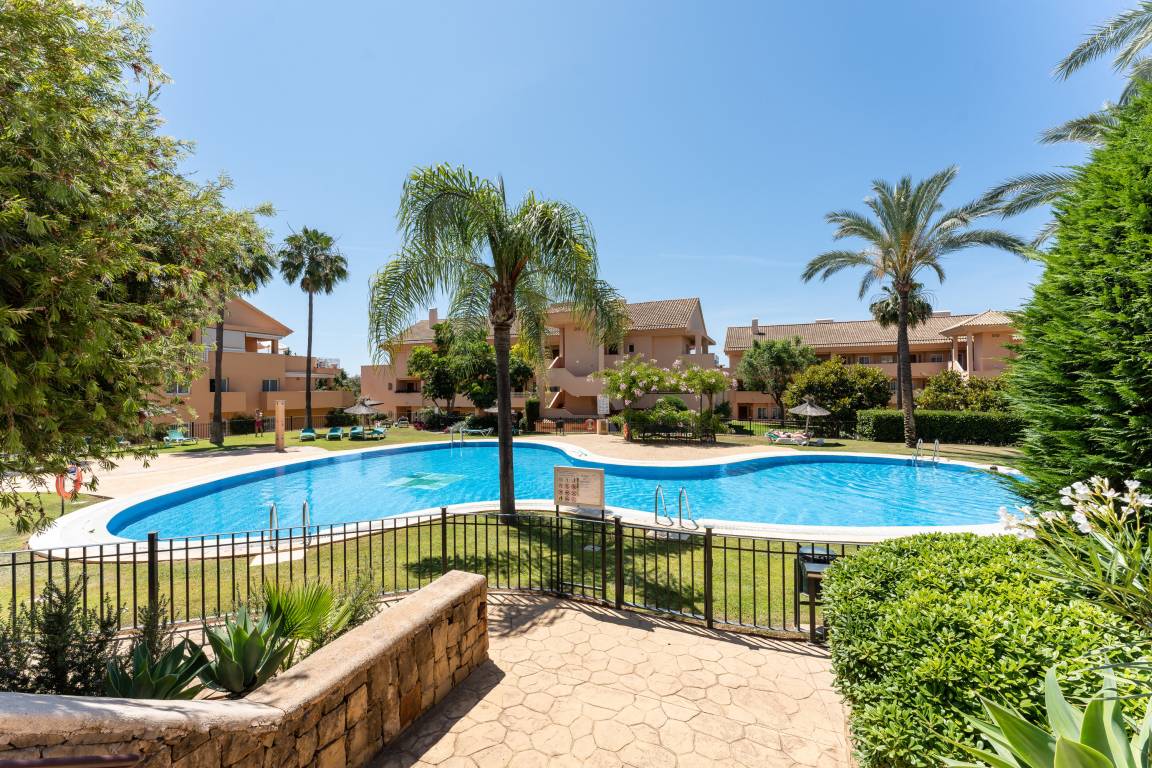 128 M² Apartamento ∙ 3 Habitaciones ∙ 6 Huéspedes - Calahonda