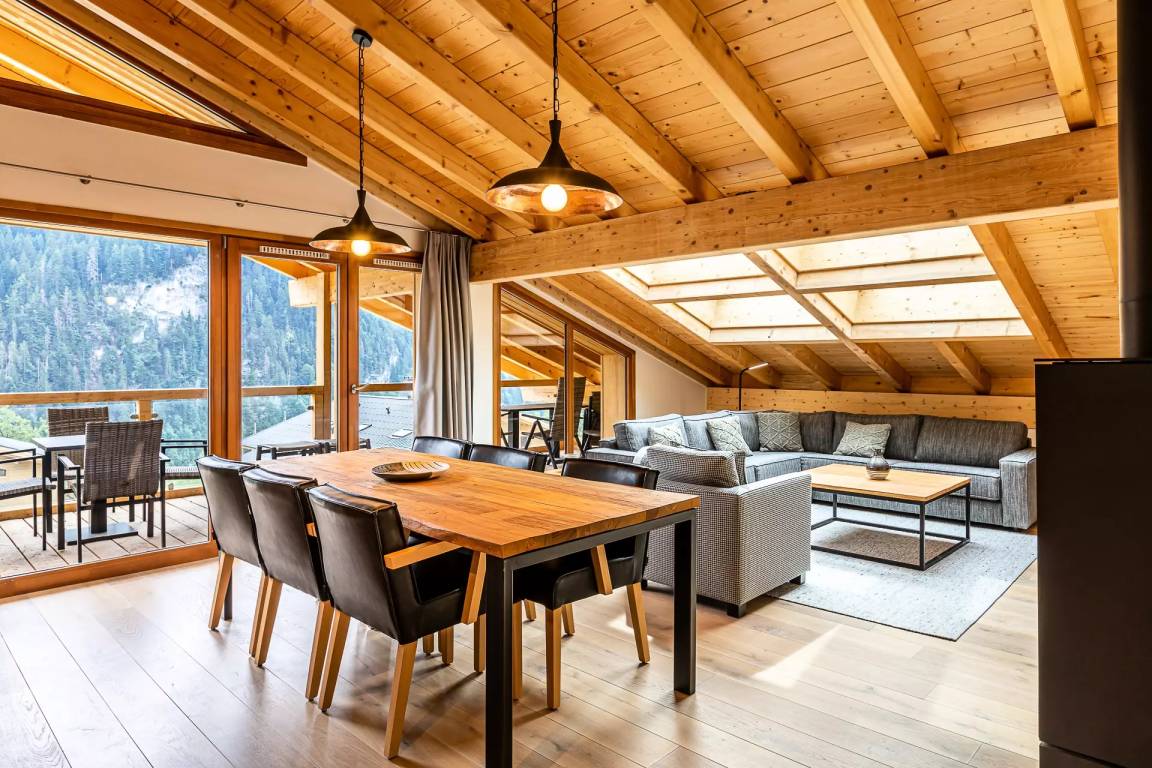 133 M² Appartement ∙ 3 Chambres ∙ 6 Personnes - Bernex