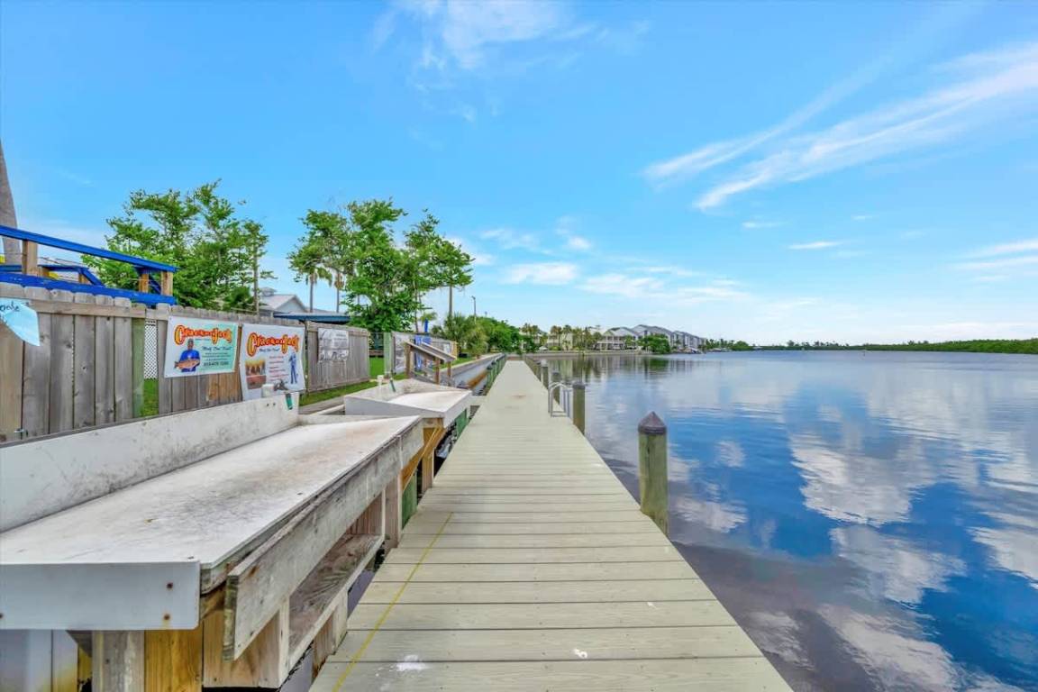 28 M² Apartment ∙ 4 Guests - Bahia Beach, Ruskin