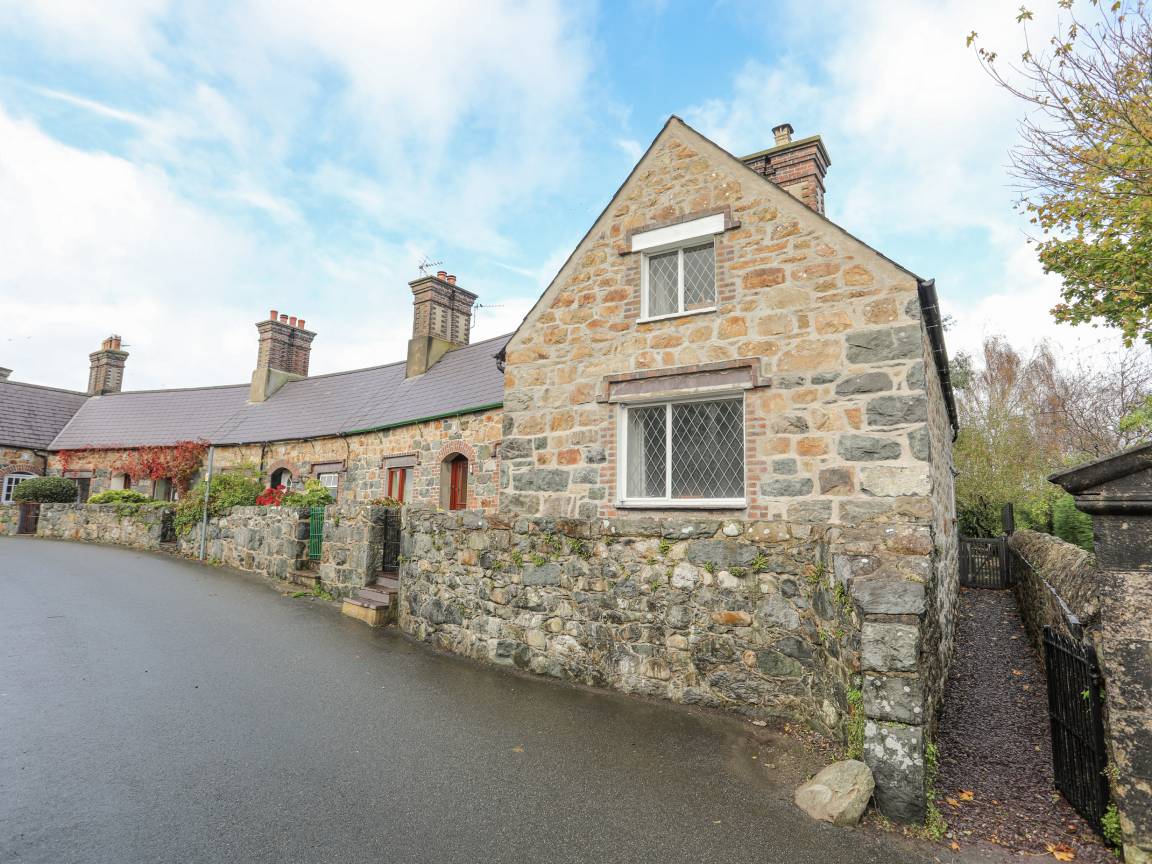 Cottage ∙ 2 Bedrooms ∙ 4 Guests - Llŷn Peninsula