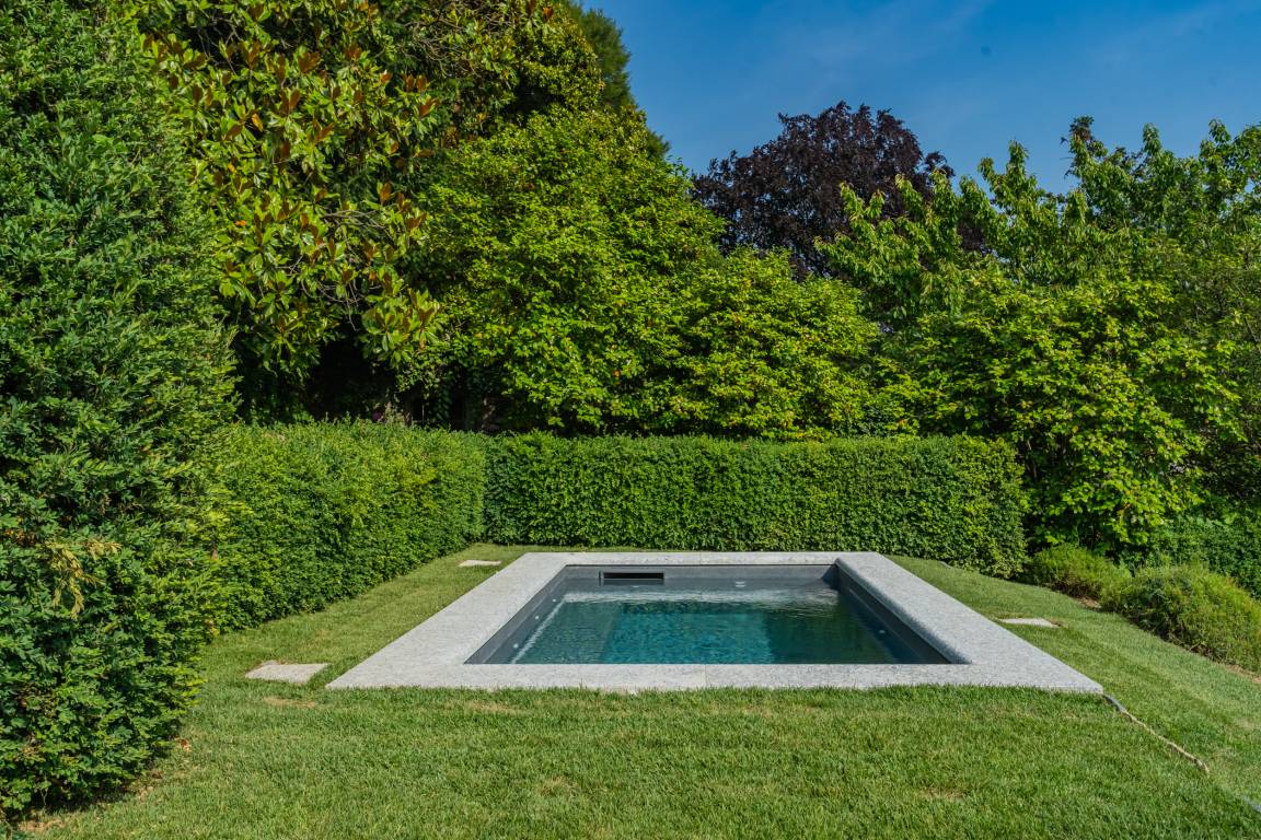 350 M² Apartment ∙ 6 Bedrooms ∙ 11 Guests - Como