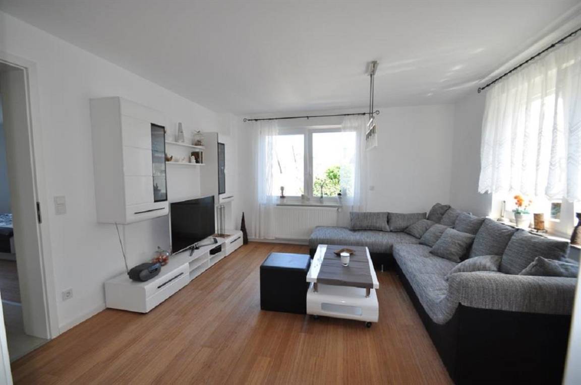 70 M² Ferienwohnung ∙ 2 Schlafzimmer ∙ 4 Gäste - Trittenheim
