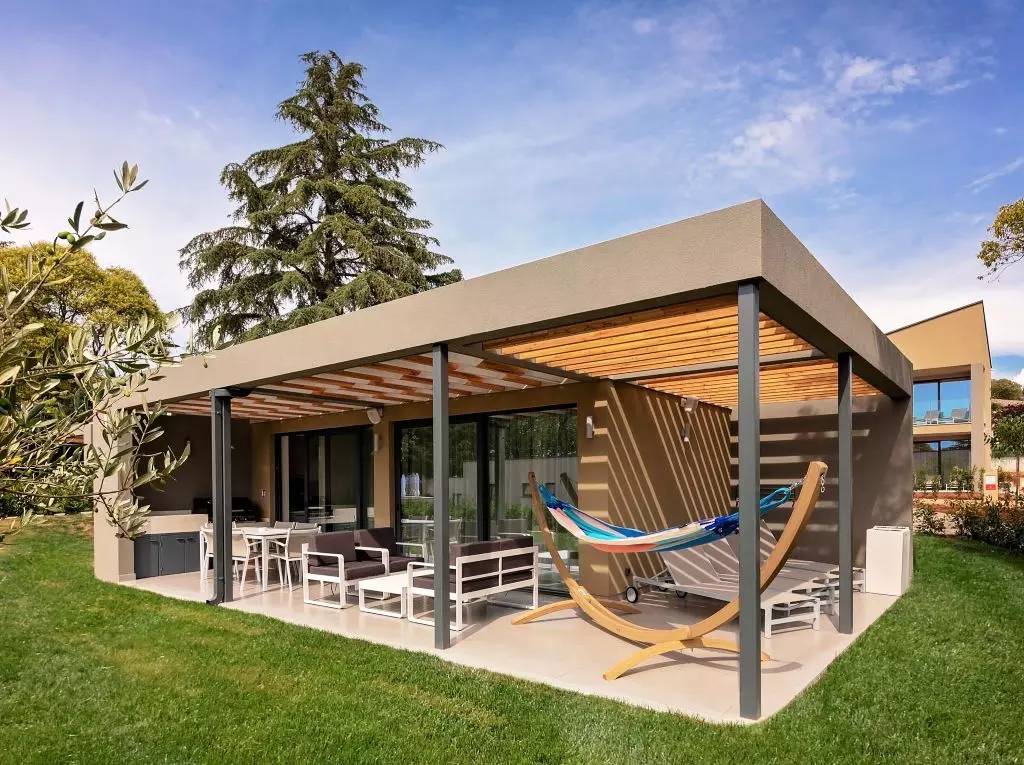 68 M² Apartment ∙ 2 Bedrooms ∙ 6 Guests - Poreč