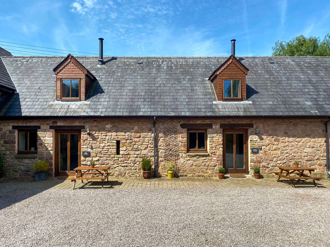 Cottage ∙ 2 Bedrooms ∙ 4 Guests - Symonds Yat