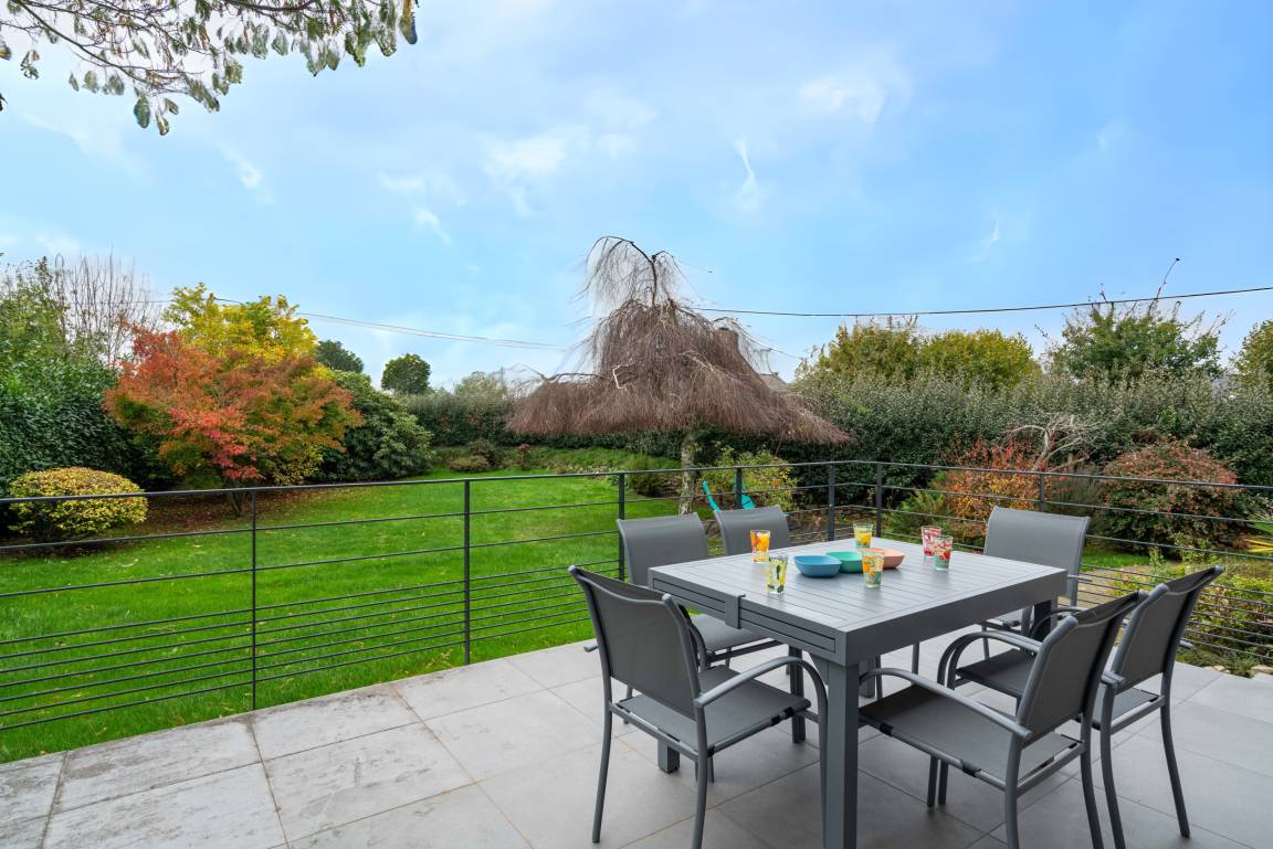 150 M² Maison De Vacances ∙ 5 Chambres ∙ 6 Personnes - Fouesnant