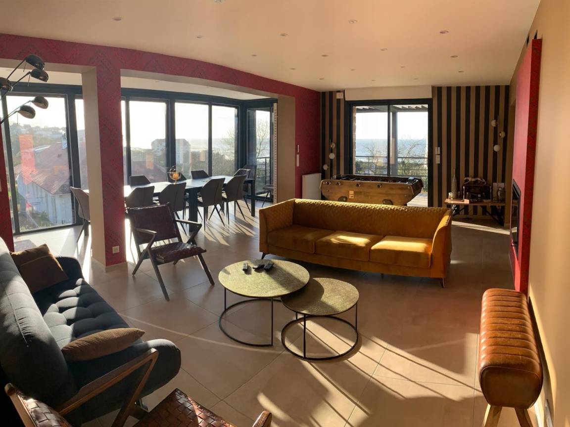 170 M² Gîte ∙ 5 Chambres ∙ 15 Personnes - Granville