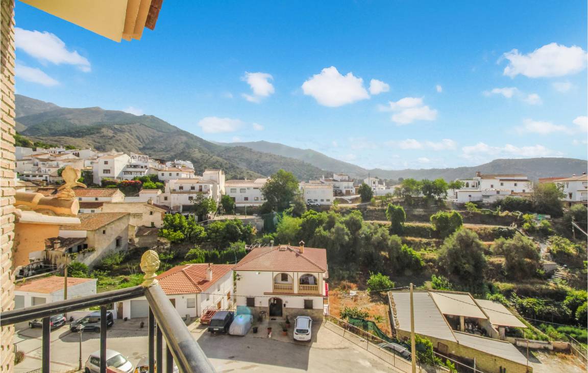 180 M² House ∙ 4 Bedrooms ∙ 8 Guests - Cómpeta
