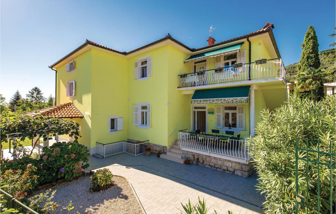 86 M² Apartment ∙ 3 Bedrooms ∙ 5 Guests - Lovran