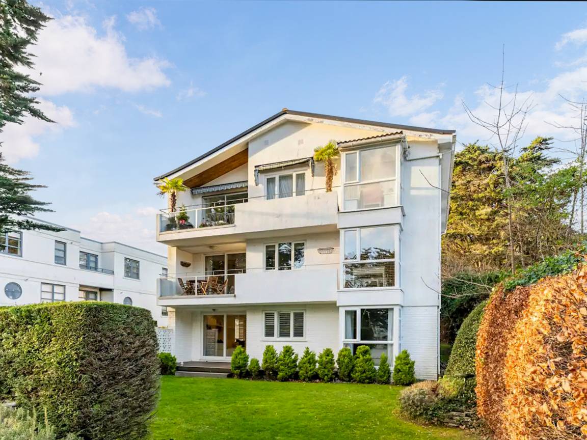 Cottage ∙ 2 Bedrooms ∙ 4 Guests - 