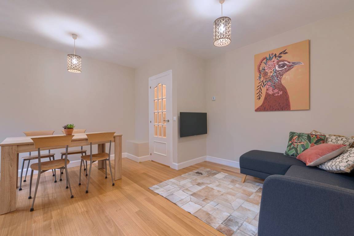 60 M² Apartament ∙ 3 Sypialnie ∙ 4 Gości - Bilbao