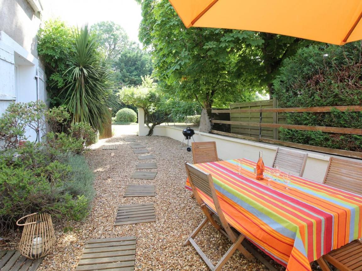 90 M² Cottage ∙ 2 Chambres ∙ 4 Personnes - Angers