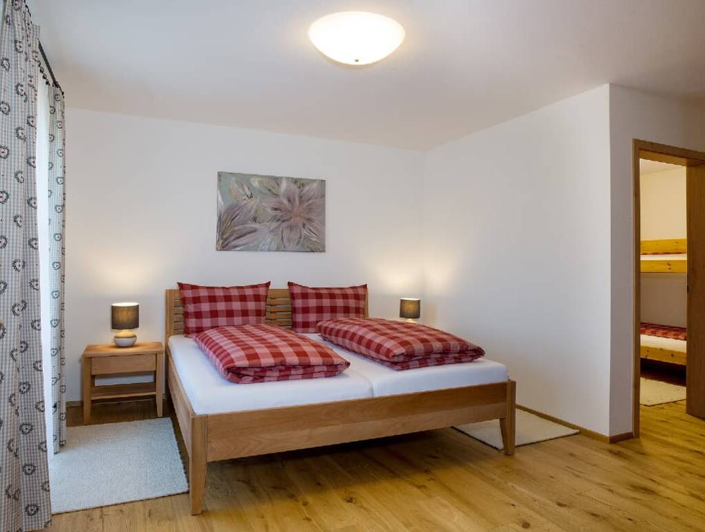 80 M² Ferienwohnung ∙ 3 Schlafzimmer ∙ 4 Gäste - Hauzenberg
