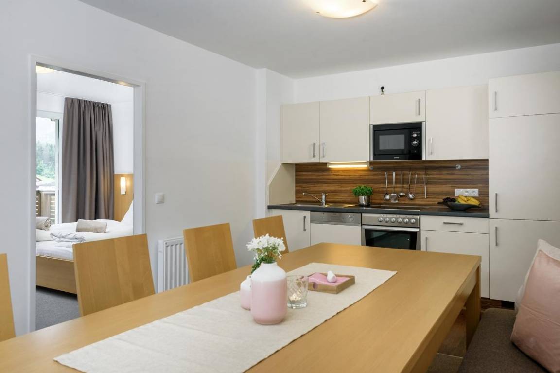 85 M² Apartment ∙ 3 Bedrooms ∙ 8 Guests - Zauchensee