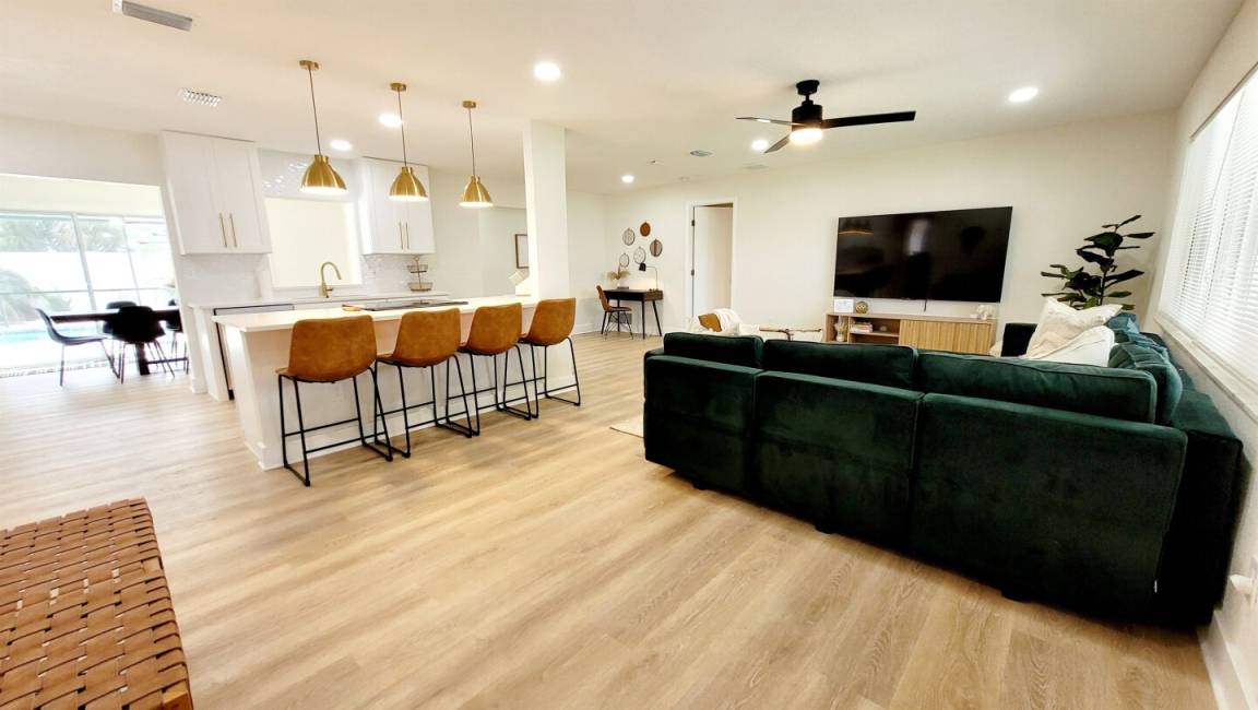 237 M² House ∙ 5 Bedrooms ∙ 14 Guests - Dunedin, FL