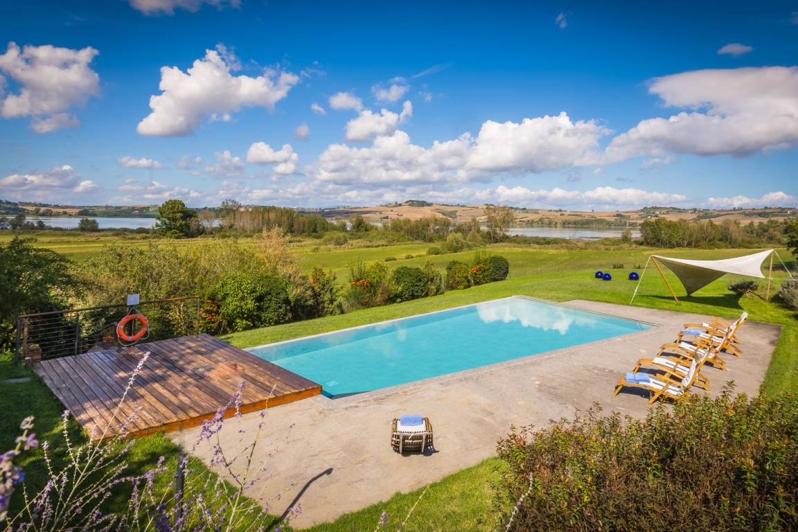 130 M² Villa ∙ 3 Bedrooms ∙ 9 Guests - Castiglione del Lago