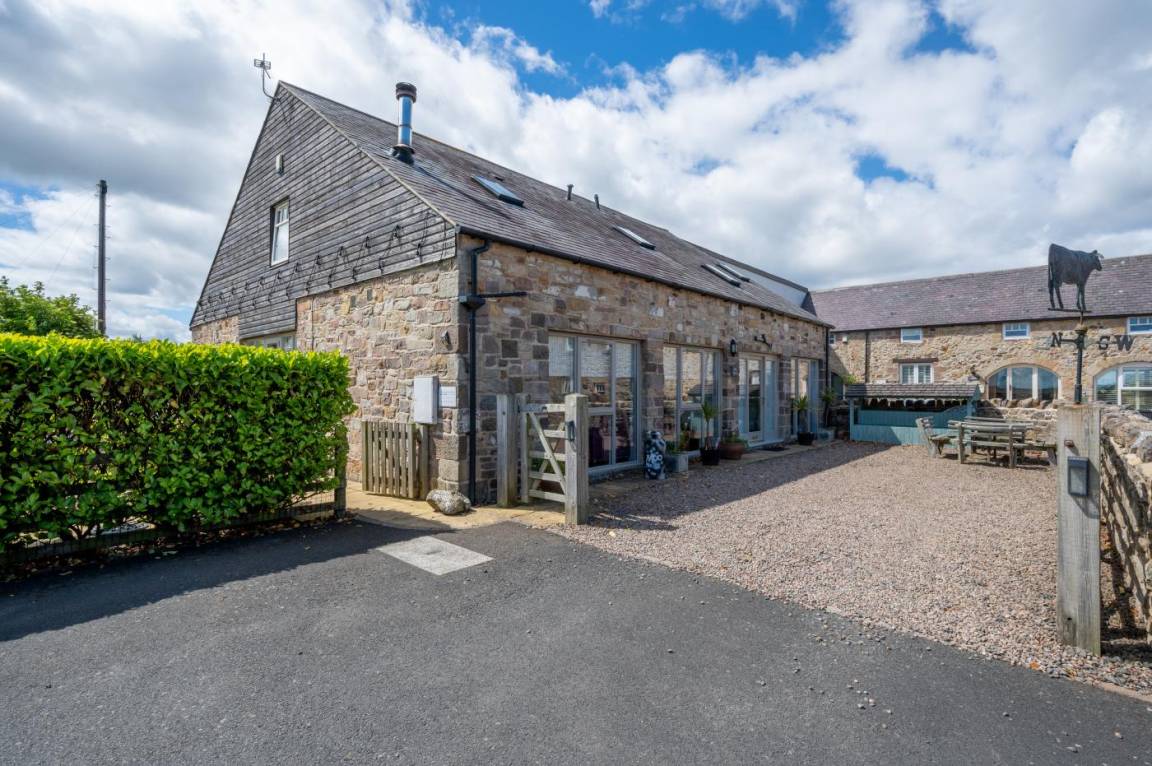 Cottage ∙ 5 Bedrooms ∙ 12 Guests - Beadnell